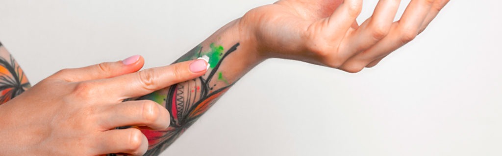 ¿Cómo curar un tatuaje infectado? - Escuela el Gremio